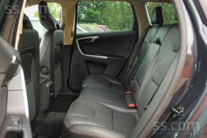 Pelēks Volvo XC60 2013 Tukums, ar dzinēja tilpumu 2.00 L un nobraukumu 280 tūkst. km par 100 €, foto 8 vietnē AUTOMOTO.COM.LV