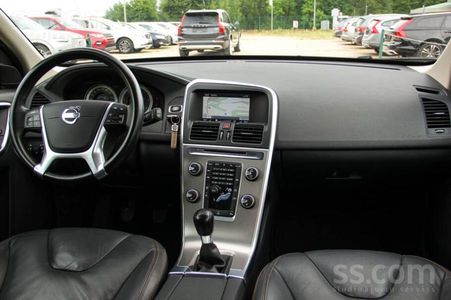 Pelēks Volvo XC60 2013 Tukums, ar dzinēja tilpumu 2.00 L un nobraukumu 280 tūkst. km par 100 €, foto 11 vietnē AUTOMOTO.COM.LV