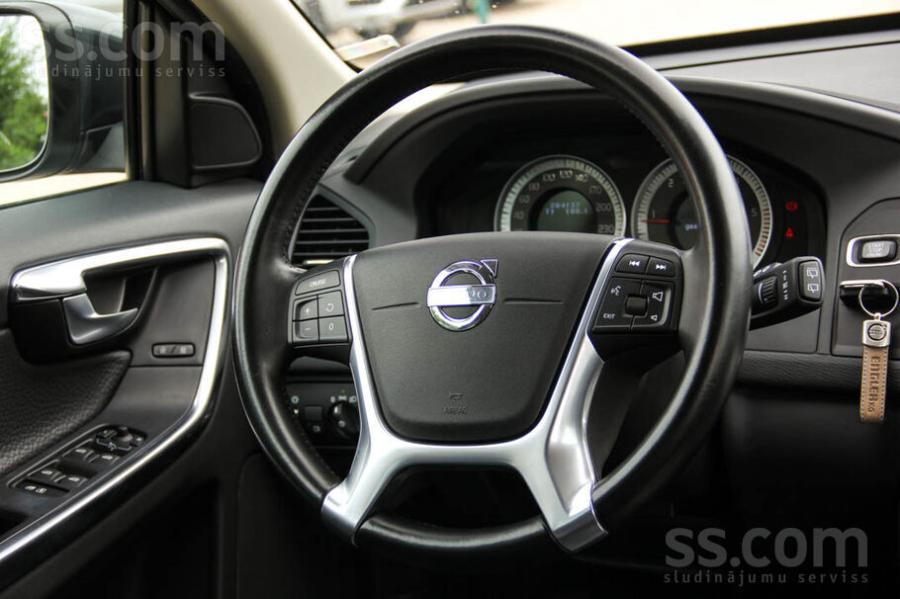 Pelēks Volvo XC60 2013 Tukums, ar dzinēja tilpumu 2.00 L un nobraukumu 280 tūkst. km par 100 €, foto 12 vietnē AUTOMOTO.COM.LV