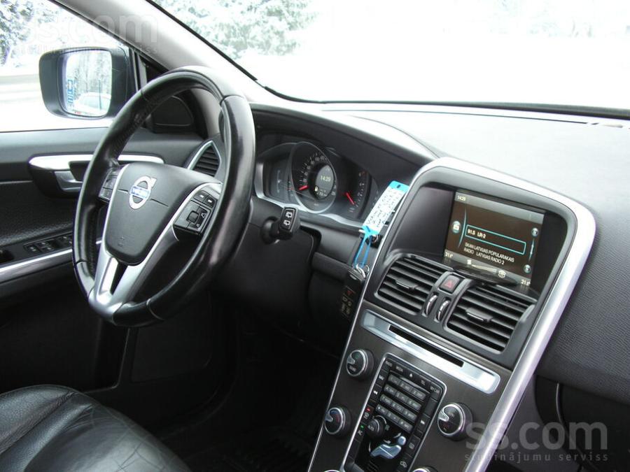 Grey Volvo XC60 2013 in Riga, with an engine capacity of 2.00 L and mileage of 0 thousand km for 11950 €, photo 28 on AUTOMOTO.COM.LV