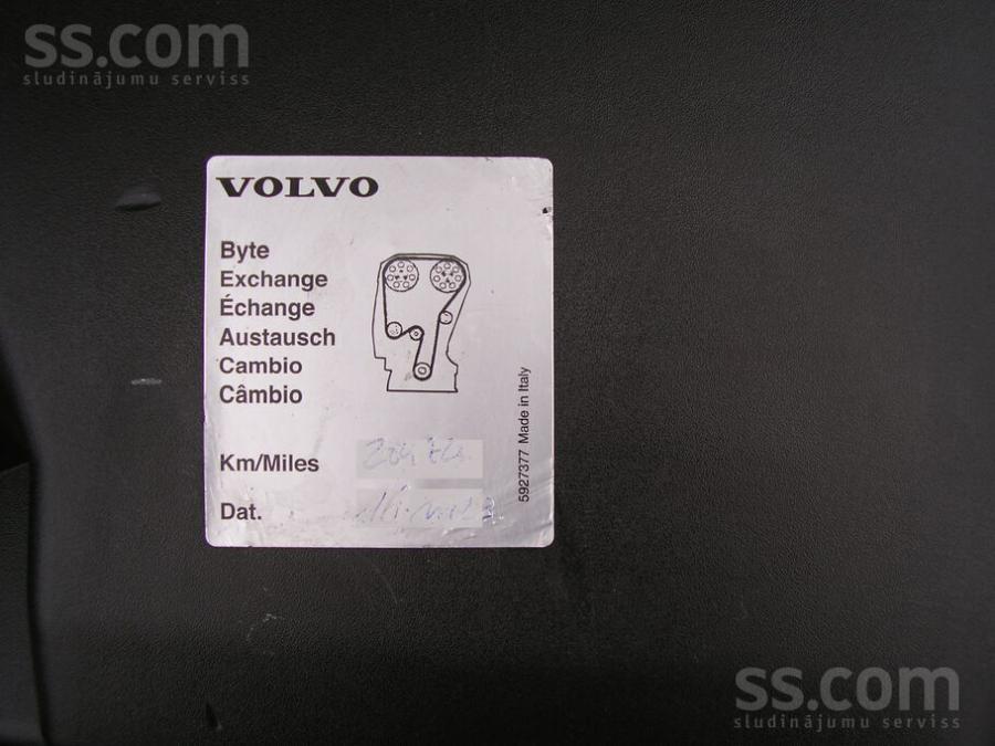 Grey Volvo XC60 2013 in Riga, with an engine capacity of 2.00 L and mileage of 0 thousand km for 11950 €, photo 33 on AUTOMOTO.COM.LV