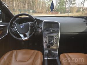 Pelēks Volvo XC60 2013 Jūrmala, ar dzinēja tilpumu 2.00 L un nobraukumu 245 tūkst. km par 12300 €, foto 8 vietnē AUTOMOTO.COM.LV