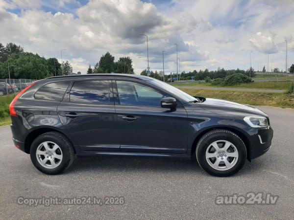 Pelēks Volvo XC60 2013 Tartu, ar dzinēja tilpumu 2.40 L un nobraukumu 209 tūkst. km par 12290 €, foto 10 vietnē AUTOMOTO.COM.LV