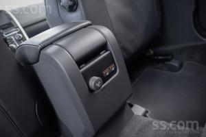 Grey Volvo XC60 2013 in Tukums, with an engine capacity of 2.00 L and mileage of 192 thousand km for 14590 €, photo 19 on AUTOMOTO.COM.LV