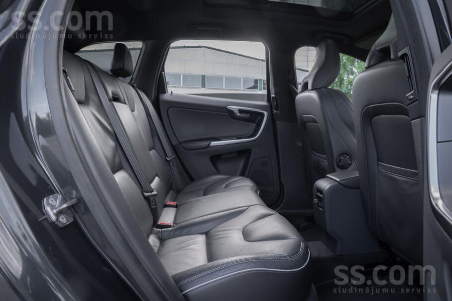 Grey Volvo XC60 2013 in Tukums, with an engine capacity of 2.00 L and mileage of 192 thousand km for 14590 €, photo 22 on AUTOMOTO.COM.LV