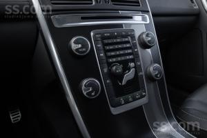 Grey Volvo XC60 2013 in Tukums, with an engine capacity of 2.00 L and mileage of 192 thousand km for 14590 €, photo 31 on AUTOMOTO.COM.LV