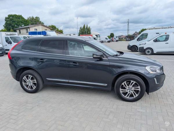 Pelēks Volvo XC60 2013 Tauragė, ar dzinēja tilpumu 2.40 L un nobraukumu 283 tūkst. km par 10900 €, foto 4 vietnē AUTOMOTO.COM.LV