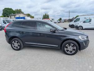 Pelēks Volvo XC60 2013 Tauragė, ar dzinēja tilpumu 2.40 L un nobraukumu 283 tūkst. km par 10900 €, foto 5 vietnē AUTOMOTO.COM.LV
