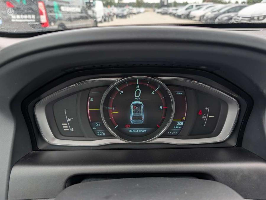 Pelēks Volvo XC60 2013 Tauragė, ar dzinēja tilpumu 2.40 L un nobraukumu 283 tūkst. km par 10900 €, foto 14 vietnē AUTOMOTO.COM.LV