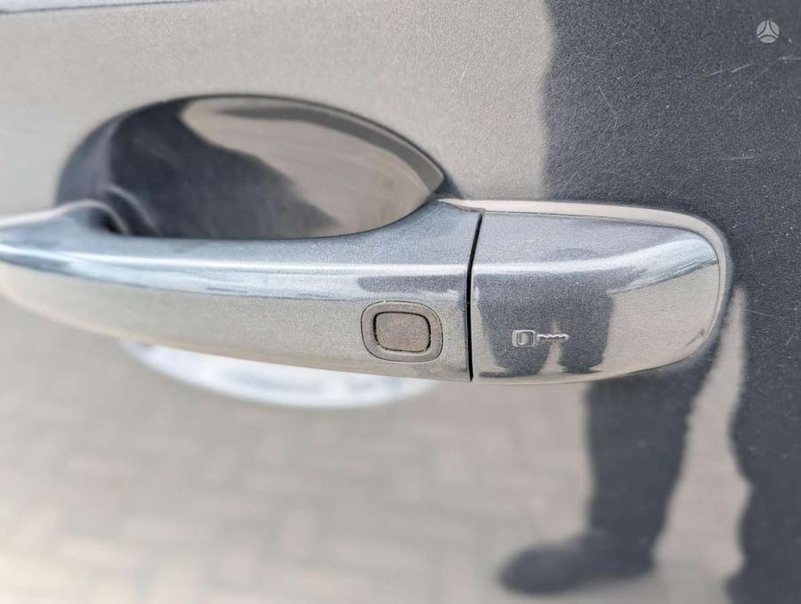 Pelēks Volvo XC60 2013 Tauragė, ar dzinēja tilpumu 2.40 L un nobraukumu 283 tūkst. km par 10900 €, foto 18 vietnē AUTOMOTO.COM.LV