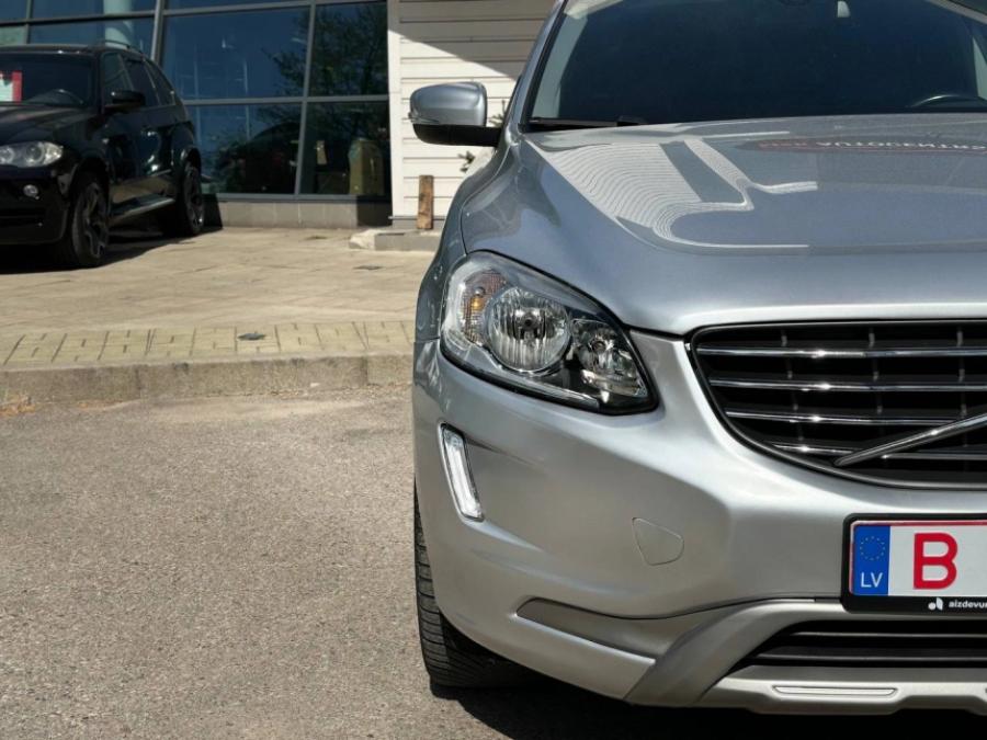 Pelēks Volvo XC60 2013 Rīga, ar dzinēja tilpumu 2.00 L un nobraukumu 283 tūkst. km par 13449 €, foto 4 vietnē AUTOMOTO.COM.LV