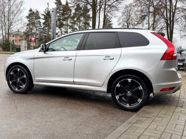 Grey Volvo XC60 2013 in Riga, with an engine capacity of 2.00 L and mileage of 283 thousand km for 13449 €, photo 4 on AUTOMOTO.COM.LV