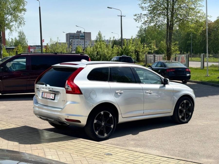 Pelēks Volvo XC60 2013 Rīga, ar dzinēja tilpumu 2.00 L un nobraukumu 283 tūkst. km par 13449 €, foto 16 vietnē AUTOMOTO.COM.LV