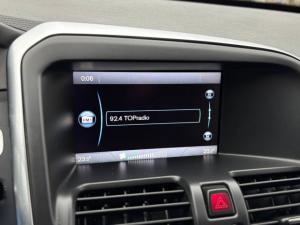 Pelēks Volvo XC60 2013 Rīga, ar dzinēja tilpumu 2.00 L un nobraukumu 283 tūkst. km par 13449 €, foto 26 vietnē AUTOMOTO.COM.LV