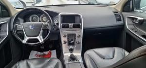Pelēks Volvo XC60 2013 Valmiera, ar dzinēja tilpumu 2.40 L un nobraukumu 299 tūkst. km par 11900 €, foto 10 vietnē AUTOMOTO.COM.LV