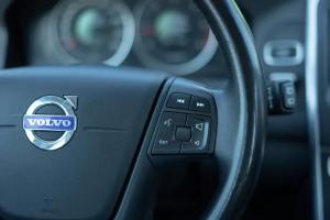 Grey Volvo XC60 2013 in Liepaja, with an engine capacity of 2.00 L and mileage of 286 thousand km for 10550 €, photo 18 on AUTOMOTO.COM.LV