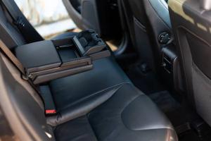 Pelēks Volvo XC60 2013 Rīga, ar dzinēja tilpumu 2.00 L un nobraukumu 183 tūkst. km par 12995 €, foto 26 vietnē AUTOMOTO.COM.LV