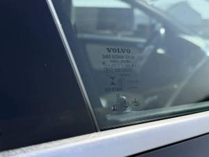 Pelēks Volvo XC60 2013 Rīga, ar dzinēja tilpumu 2.40 L un nobraukumu 181 tūkst. km par 12995 €, foto 29 vietnē AUTOMOTO.COM.LV
