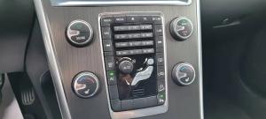 Pelēks Volvo XC60 2013 Rīga, ar dzinēja tilpumu 2.40 L un nobraukumu 290 tūkst. km par 13200 €, foto 30 vietnē AUTOMOTO.COM.LV
