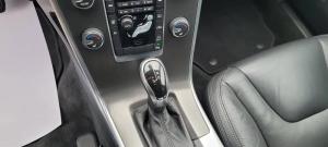 Pelēks Volvo XC60 2013 Rīga, ar dzinēja tilpumu 2.40 L un nobraukumu 290 tūkst. km par 13200 €, foto 33 vietnē AUTOMOTO.COM.LV