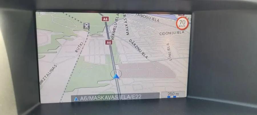 Pelēks Volvo XC60 2013 Rīga, ar dzinēja tilpumu 2.40 L un nobraukumu 290 tūkst. km par 13200 €, foto 36 vietnē AUTOMOTO.COM.LV