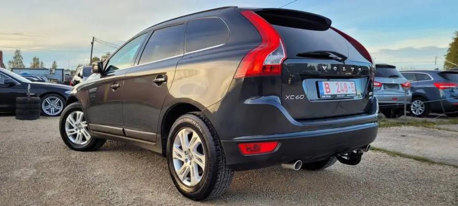 Pelēks Volvo XC60 2013 Rīga, ar dzinēja tilpumu 2.40 L un nobraukumu 197 tūkst. km par 12500 €, foto 4 vietnē AUTOMOTO.COM.LV