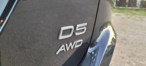Pelēks Volvo XC60 2013 Rīga, ar dzinēja tilpumu 2.40 L un nobraukumu 197 tūkst. km par 12500 €, foto 10 vietnē AUTOMOTO.COM.LV