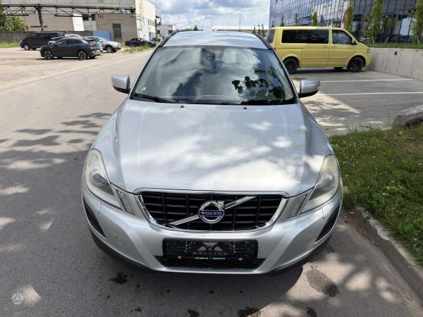 Серый Вольво ХС60 2013 в Паневежис, объемом двигателя 2.40 л и пробегом 401 тыс. км за 5850 €, фото 6 на AUTOMOTO.COM.LV