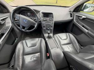 Pelēks Volvo XC60 2013 Šauļi, ar dzinēja tilpumu 1.98 L un nobraukumu 181 tūkst. km par 9300 €, foto 14 vietnē AUTOMOTO.COM.LV