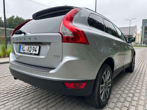 Pelēks Volvo XC60 2013 Viļņa, ar dzinēja tilpumu 1.98 L un nobraukumu 202 tūkst. km par 10700 €, foto 8 vietnē AUTOMOTO.COM.LV