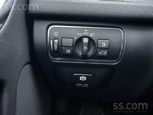Grey Volvo XC60 2013 in Riga, with an engine capacity of 2.00 L and mileage of 358 thousand km for 8300 €, photo 16 on AUTOMOTO.COM.LV