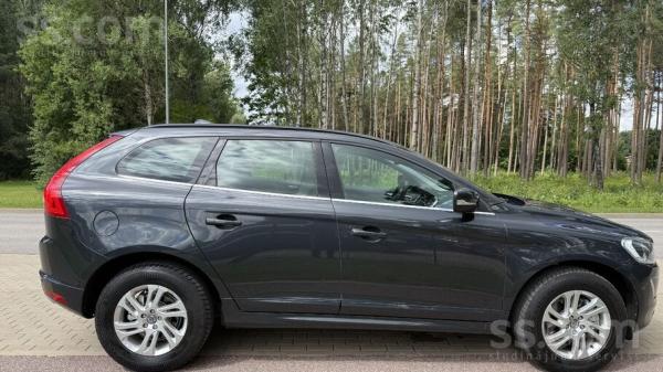 Grey Volvo XC60 2013 in Valmiera, with an engine capacity of 2.00 L and mileage of 243 thousand km for 9700 €, photo 3 on AUTOMOTO.COM.LV