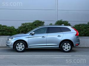 Pelēks Volvo XC60 2013 Rīga, ar dzinēja tilpumu 2.00 L un nobraukumu 324 tūkst. km par 9650 €, foto 7 vietnē AUTOMOTO.COM.LV
