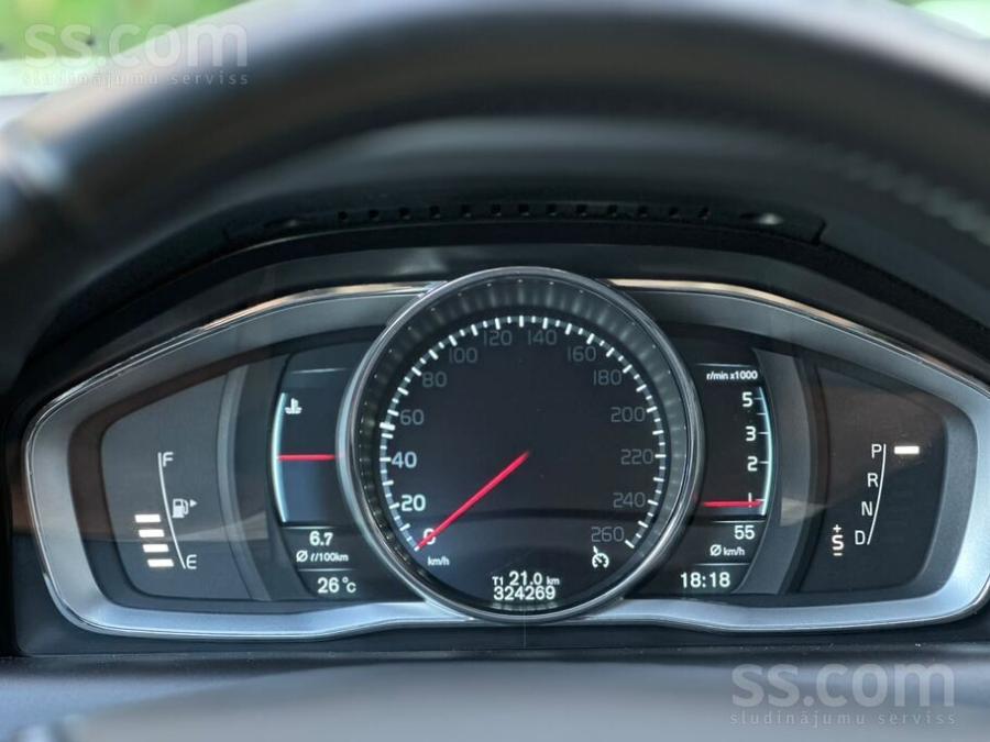 Pelēks Volvo XC60 2013 Rīga, ar dzinēja tilpumu 2.00 L un nobraukumu 324 tūkst. km par 9650 €, foto 15 vietnē AUTOMOTO.COM.LV