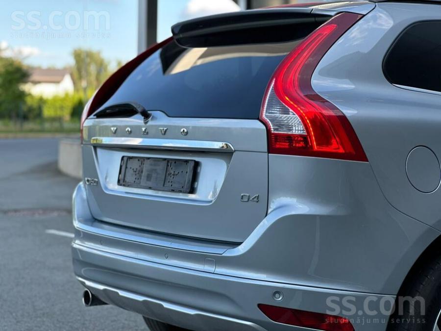 Pelēks Volvo XC60 2013 Rīga, ar dzinēja tilpumu 2.00 L un nobraukumu 324 tūkst. km par 9650 €, foto 30 vietnē AUTOMOTO.COM.LV