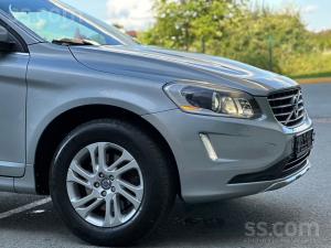 Pelēks Volvo XC60 2013 Rīga, ar dzinēja tilpumu 2.00 L un nobraukumu 324 tūkst. km par 9650 €, foto 31 vietnē AUTOMOTO.COM.LV