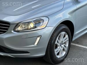 Pelēks Volvo XC60 2013 Rīga, ar dzinēja tilpumu 2.00 L un nobraukumu 324 tūkst. km par 9650 €, foto 32 vietnē AUTOMOTO.COM.LV