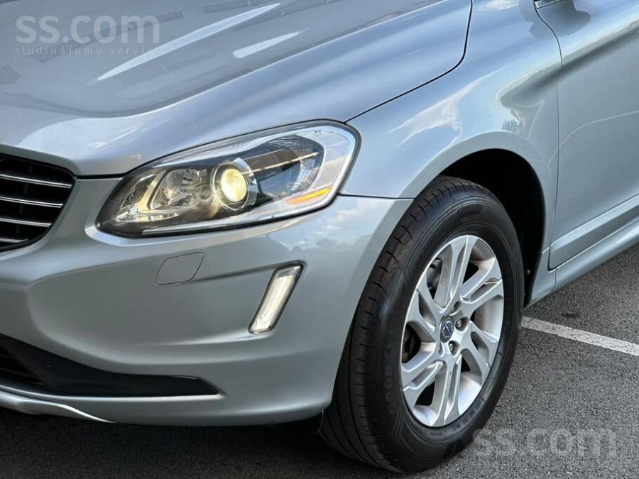 Pelēks Volvo XC60 2013 Rīga, ar dzinēja tilpumu 2.00 L un nobraukumu 324 tūkst. km par 9650 €, foto 32 vietnē AUTOMOTO.COM.LV