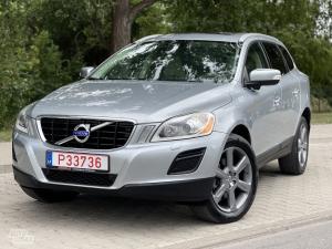 Grey Volvo XC60 2013 in Siauliai, with an engine capacity of 3.20 L and mileage of 260 thousand km for 8750 €, photo 4 on AUTOMOTO.COM.LV