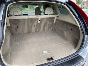 Grey Volvo XC60 2013 in Siauliai, with an engine capacity of 3.20 L and mileage of 260 thousand km for 8750 €, photo 22 on AUTOMOTO.COM.LV