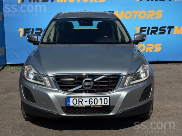 Grey Volvo XC60 2013 in Riga, with an engine capacity of 2.40 L and mileage of 241 thousand km for 9650 €, photo 4 on AUTOMOTO.COM.LV