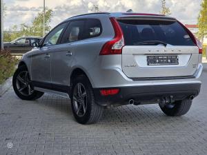 Pelēks Volvo XC60 2013 Viļņa, ar dzinēja tilpumu 2.40 L un nobraukumu 270 tūkst. km par 9970 €, foto 8 vietnē AUTOMOTO.COM.LV