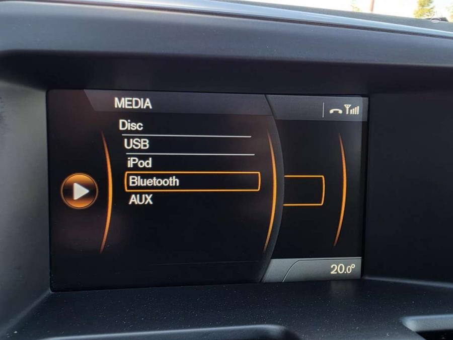 Pelēks Volvo XC60 2013 Viļņa, ar dzinēja tilpumu 2.40 L un nobraukumu 270 tūkst. km par 9970 €, foto 14 vietnē AUTOMOTO.COM.LV