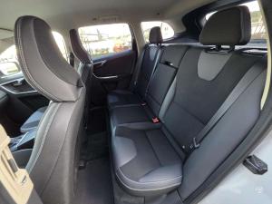 Pelēks Volvo XC60 2013 Viļņa, ar dzinēja tilpumu 2.40 L un nobraukumu 270 tūkst. km par 9970 €, foto 16 vietnē AUTOMOTO.COM.LV