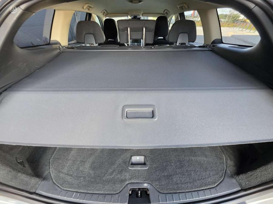 Pelēks Volvo XC60 2013 Viļņa, ar dzinēja tilpumu 2.40 L un nobraukumu 270 tūkst. km par 9970 €, foto 18 vietnē AUTOMOTO.COM.LV