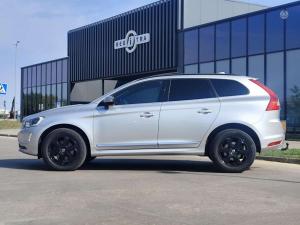 Grey Volvo XC60 2013 in Siauliai, with an engine capacity of 2.00 L and mileage of 149 thousand km for 13850 €, photo 5 on AUTOMOTO.COM.LV