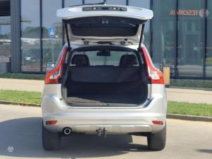 Grey Volvo XC60 2013 in Siauliai, with an engine capacity of 2.00 L and mileage of 149 thousand km for 13850 €, photo 8 on AUTOMOTO.COM.LV