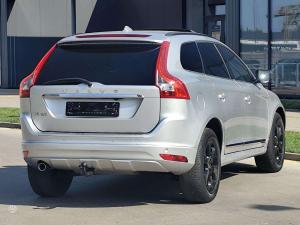 Grey Volvo XC60 2013 in Siauliai, with an engine capacity of 2.00 L and mileage of 149 thousand km for 13850 €, photo 9 on AUTOMOTO.COM.LV