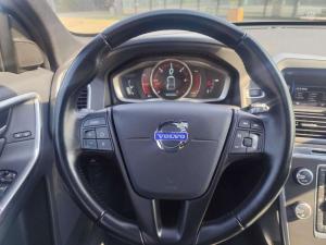 Grey Volvo XC60 2013 in Siauliai, with an engine capacity of 2.00 L and mileage of 149 thousand km for 13850 €, photo 17 on AUTOMOTO.COM.LV