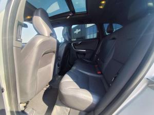 Grey Volvo XC60 2013 in Siauliai, with an engine capacity of 2.00 L and mileage of 149 thousand km for 13850 €, photo 19 on AUTOMOTO.COM.LV